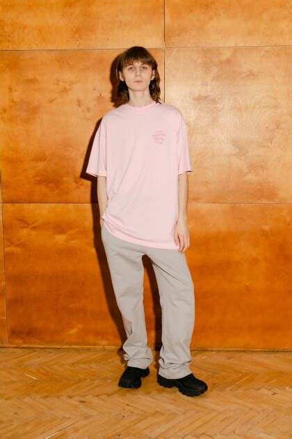 Рожева оверсайз футболка Arsc з рожевим лого 7x7см