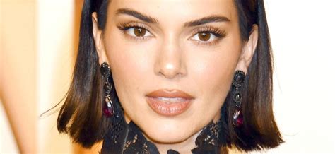 Kendall Jenner Soaking Wet In G String Bikini Told To Cover Up