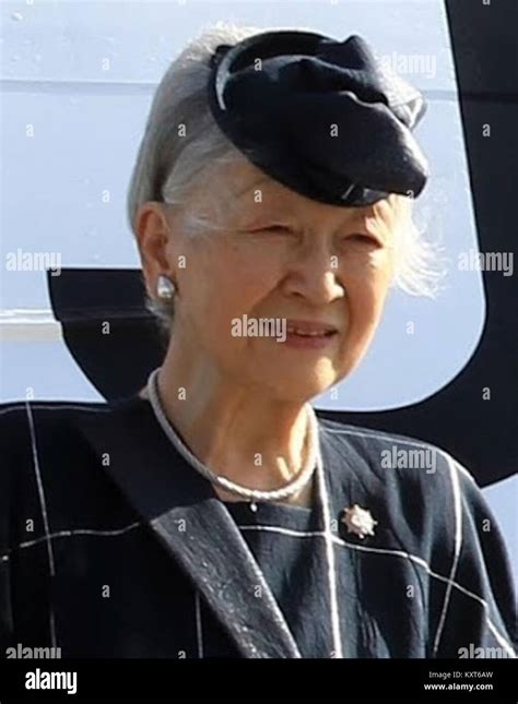 Empress Michiko At The Manila International Airport 012616 Cropped