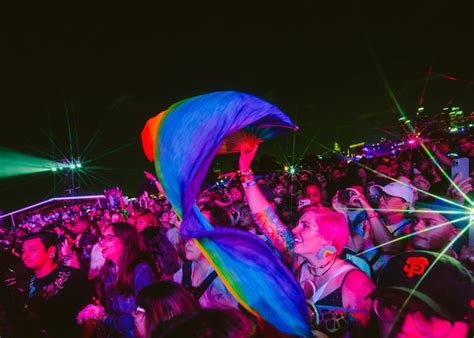 A Dinner Invitation Porn And A City On Fire Sm Mirror