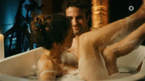 Nude Video Celebs Meike Droste Nude Das Leben Ist Kein Kindergarten