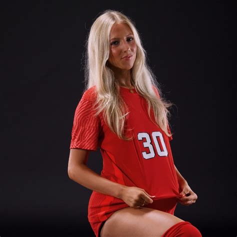 Zoe Sabol Center Back Nil Profile Opendorse