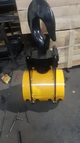 Bottom Hook Assembly For Industrial At ₹ 10000piece In Valsad Id 27406297633