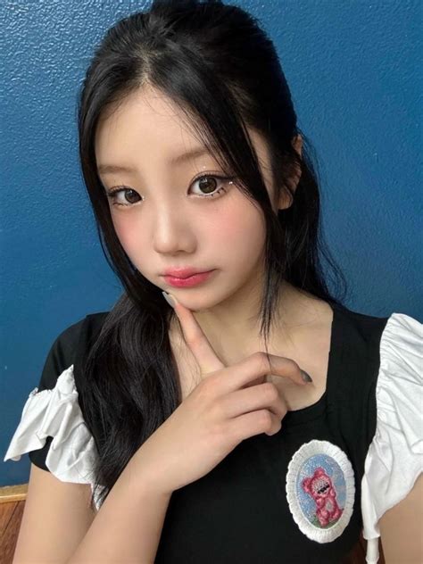 나이들면 얼마나 더 예뻐질지 무서운 여돌 Magazine