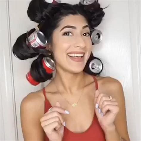 Beauty Blogger Curls Her Hair With Soda Cans