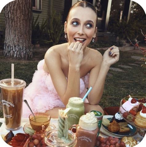 Emma Chamberlain Emma Chamberlain Chamberlain Emma
