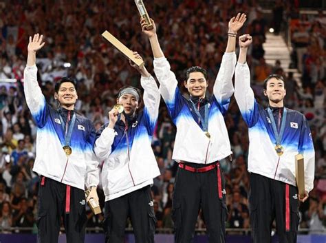 펜싱 단체전 금메달 김정환·김준호 “우리가 은퇴하길 잘했다” ‘파리올림픽 조선비즈
