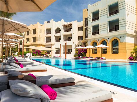 Omans Hotel Revenue Falls By 42 2 In April Oman Observer