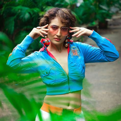 Actress Gauri Singh Youtube