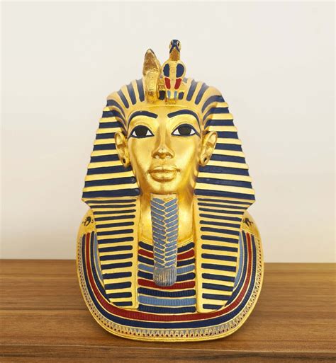 King Tut Headpiece The Golden Mask Of King Tutankhamun Konouz Egypt
