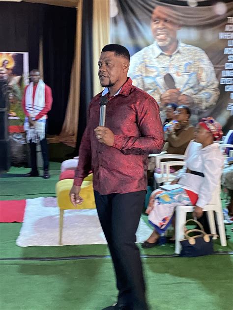 Wells 𝐑𝐄𝐒𝐓𝐎𝐑𝐀𝐓𝐈𝐎𝐍 𝐒𝐔𝐍𝐃𝐀𝐘 𝐒𝐄𝐑𝐕𝐈𝐂𝐄 🌿💜 The Anointing Apostle Dr Buzwani