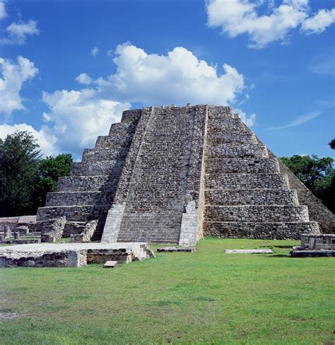 Kukulkan Pyramid Post Classic Period By Mayan