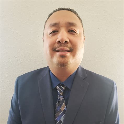 Benny Castillo Senior Title Analyst Southern California Edison Sce