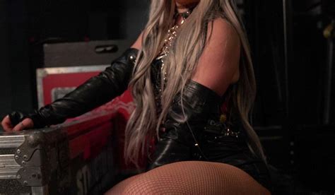 Divatights Women Of Wrestling In Tights And Pantyhose Liv Morgan`s