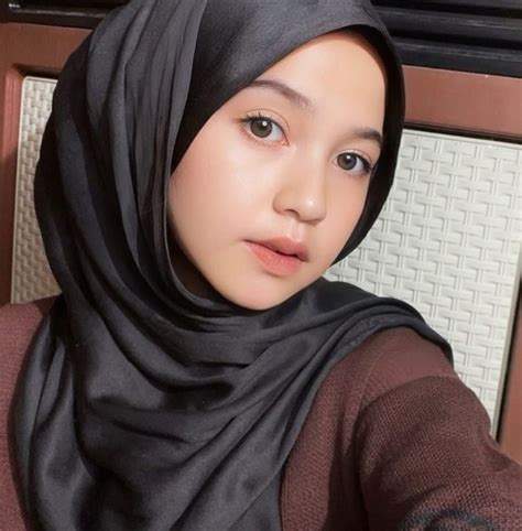 Bener Ga Guuyss 🤭🤭 Karina Chaby Karina Chaby · Original Audio