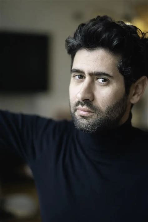 Mayel Elhajaoui Épouse Une Vie De Réussite Et Dengagement Au Cœur Du