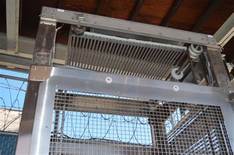 Nercon Model Flexlift Ss Case Bundle Or Bag Lift Or Lower Transfer