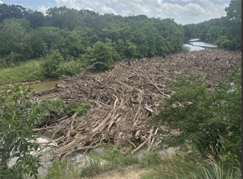 Salina Faces Pricey Challenge In Clearing Giant Log Jam From Smoky Hill River
