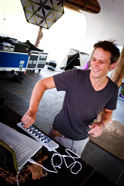 Gorgo Songs Events And Music Stats