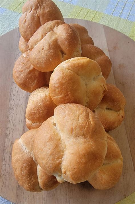 Assorted Dinner Roll Buns 12 Pack Simple Simon Bakery