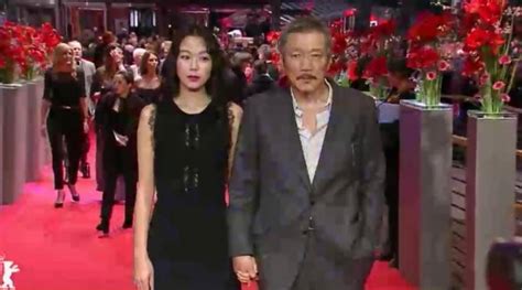 이제 아주 대놓고 세기의 사랑놀이 시전하는 김민희 홍상수 인스티즈instiz 이슈 카테고리