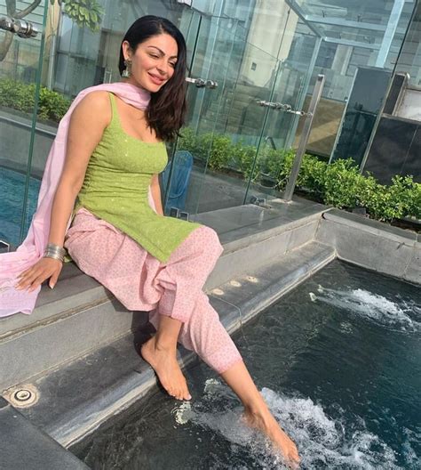 Neeru Bajwa Rpunjabiactresses