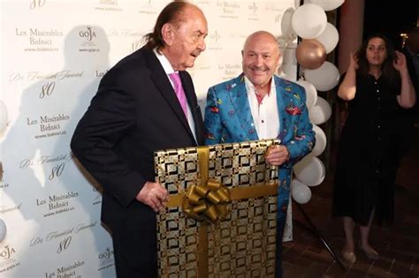 Galerie Michal David Si šel Požádat O Důchod Úřednice Ho Odrovnala Foto 1 Dotyk Cz