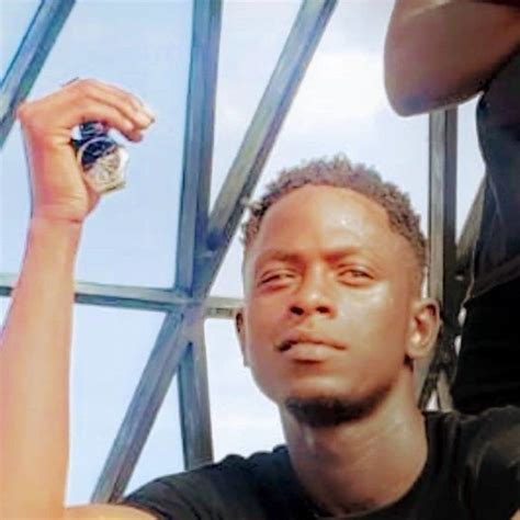 David Davymkuu • Threads Say More