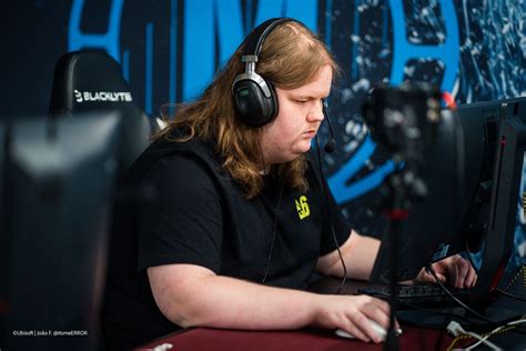 Relaes Liquipedia Rainbow Six Wiki