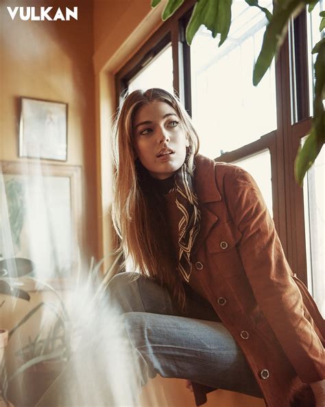 Amber Vulkan Magazine