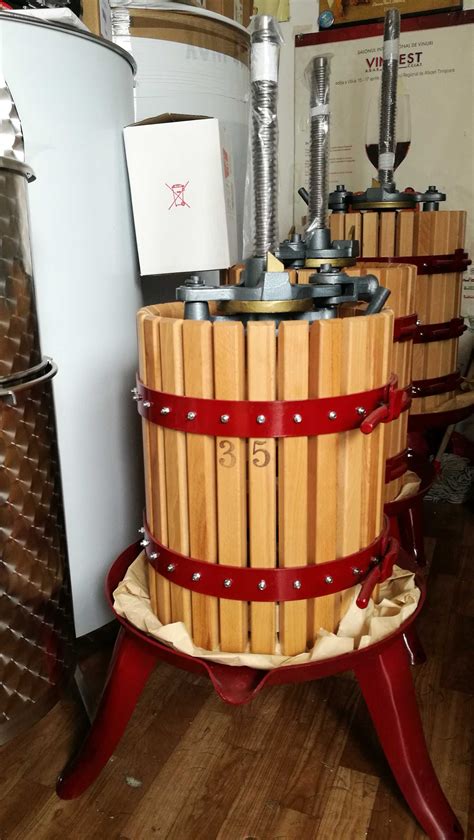 Teasc Cu Clichet Pentru Presare Struguri Timisoara • Olxro