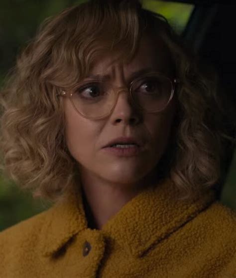 Yellowjackets S02 Christina Ricci Misty Yellow Sherpa Jacket