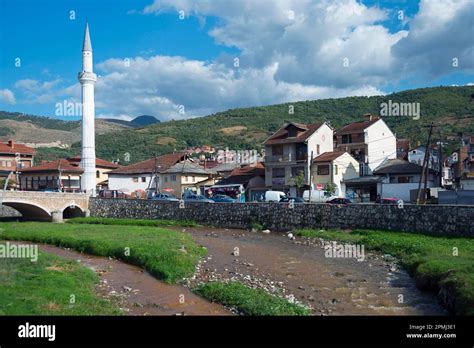 Moschee Xhamia E Suzi Celebi Balkan Sar Planina Fluss Sharr Prizren