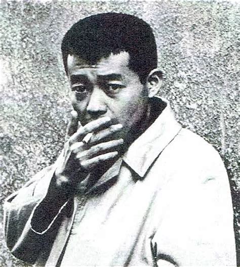 スティーヴン・セガール：アクション映画のアイコンとその影響力