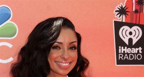 11 Female Former Music Sex Symbols From The 90s Fame10