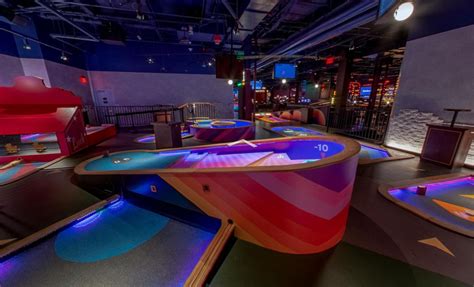 Puttshack Oakbrook Indoor Mini Golf Chicago Golf Report