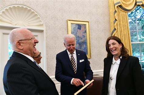 When President Biden Heard Rivlins Aide Rivka Ravitz Is Mother Of 12 He Bowed Down To Her