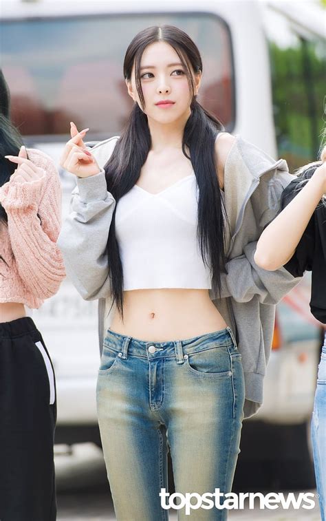 Itzy Yuna R Kpopfap