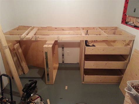 Do It Yourself Builds How To Build A Tool Bench With Large Pull Out