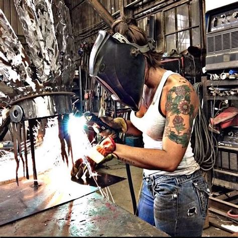 Twitter In 2020 Welding And Fabrication Women Welder Welding