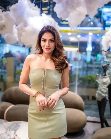 Nusrat Jahan Photos Age Biography Husband