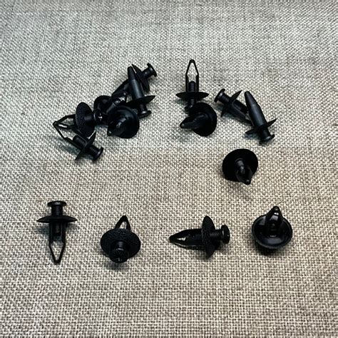 15 Front Nylon Bumper Fascia Retainers Auveco 17472 Mitsubishi Oem Mb