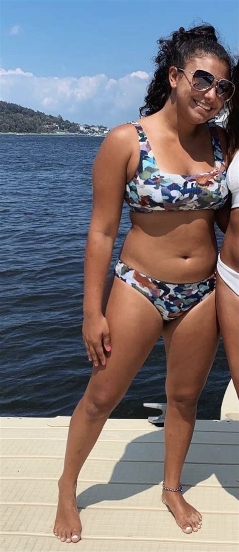 Sofia Valastros Feet