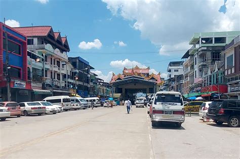 ထိုင်း ဘတ်ငွေစျေး မြင့်တက်လာခြင်းနှင့် ကုန်သွယ်လမ်း ပိတ်ထားဆဲဖြစ်ခြင်းက