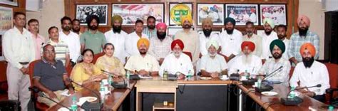 Pau Assures Chilli Growers Of Ferozepur And Kapurthala Of Exploring