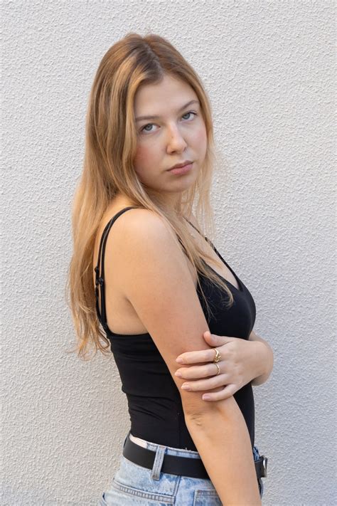 Adele Chmel Blu Models
