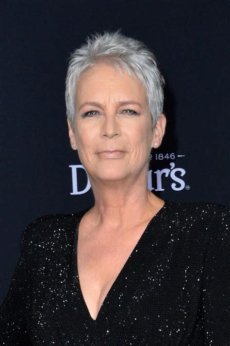 45 Pixie Haircuts For Women Over 50 To Enjoy Your Age