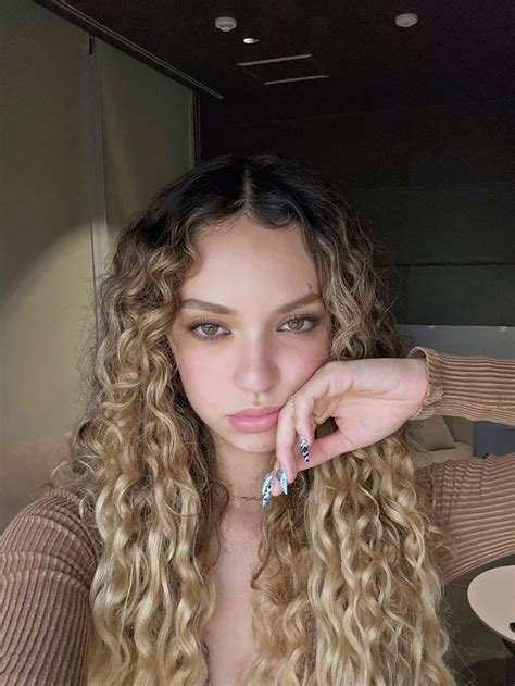 Katseyes Daniela Off The Record Curly Hair Styles Danielaicons