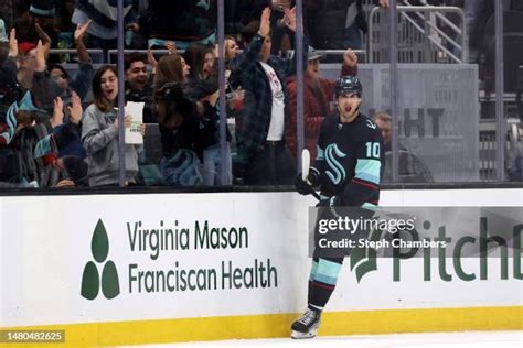 3 737 Matty Beniers Photos And High Res Pictures Getty Images