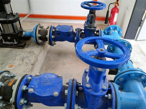 Pipe Valve Is Used To Control The Quantity Of Water Or Liquid Passing